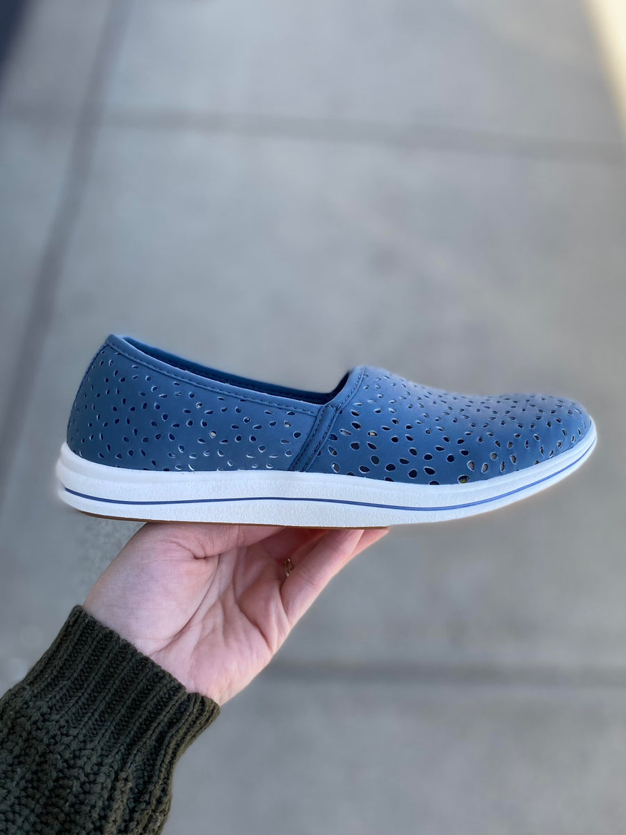 Clarks - Breeze Emily - Blue – Walk Rite Shoes