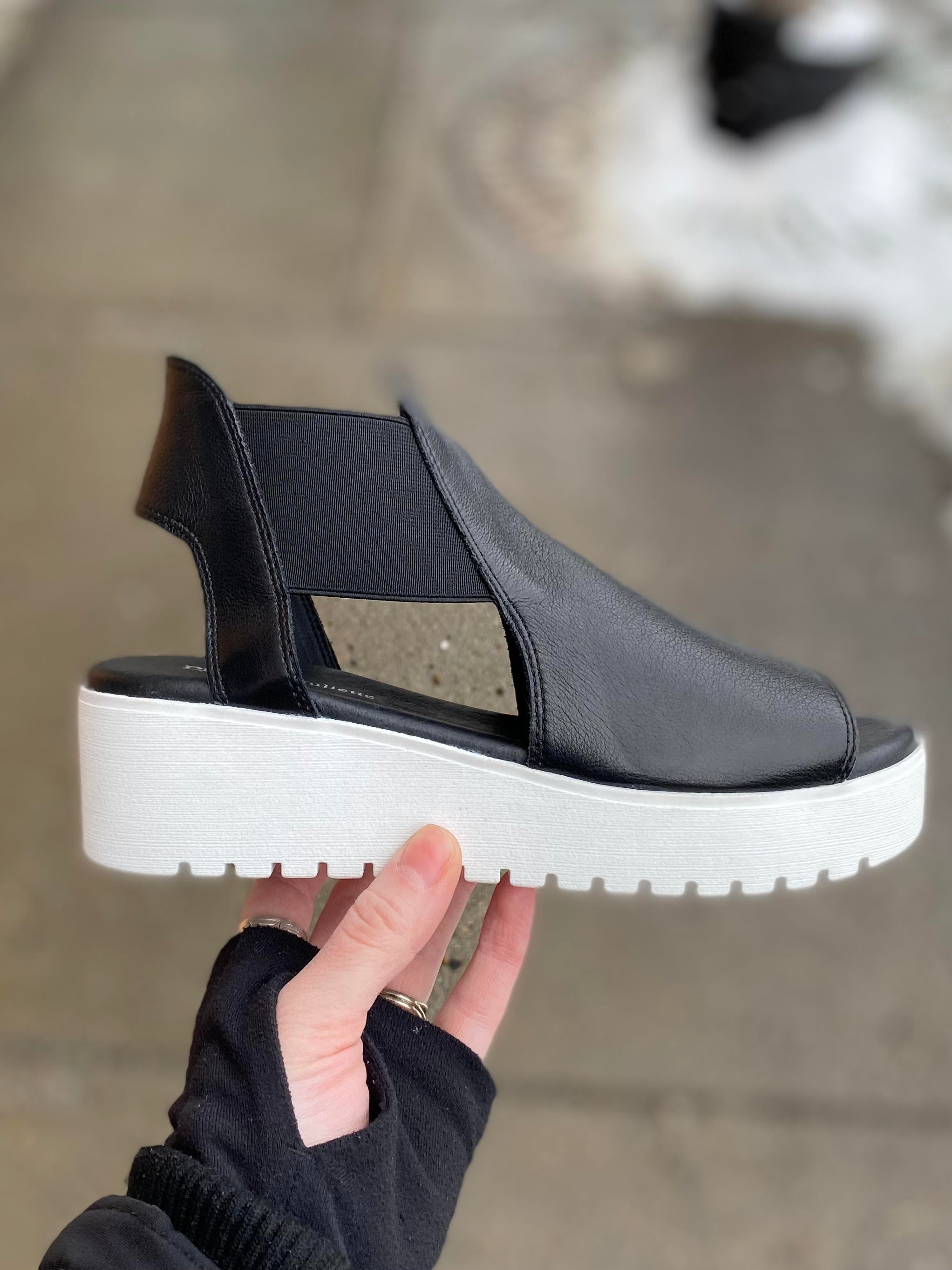 New Arrivals – Walk Rite Shoes