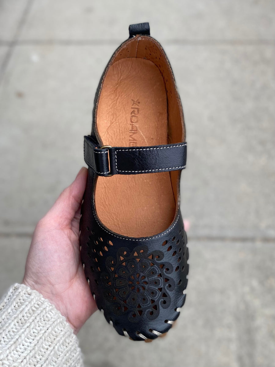 Roamers - Vida - Black – Walk Rite Shoes
