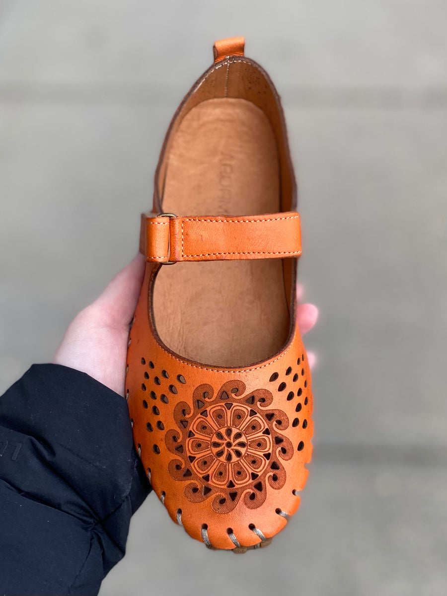 Roamers - Vida - Sunburn – Walk Rite Shoes