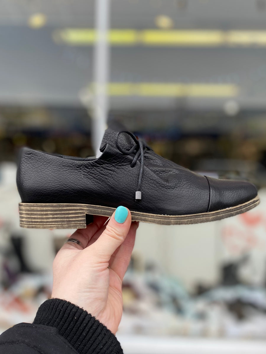 Django & Juliette - Kotty - Black – Walk Rite Shoes