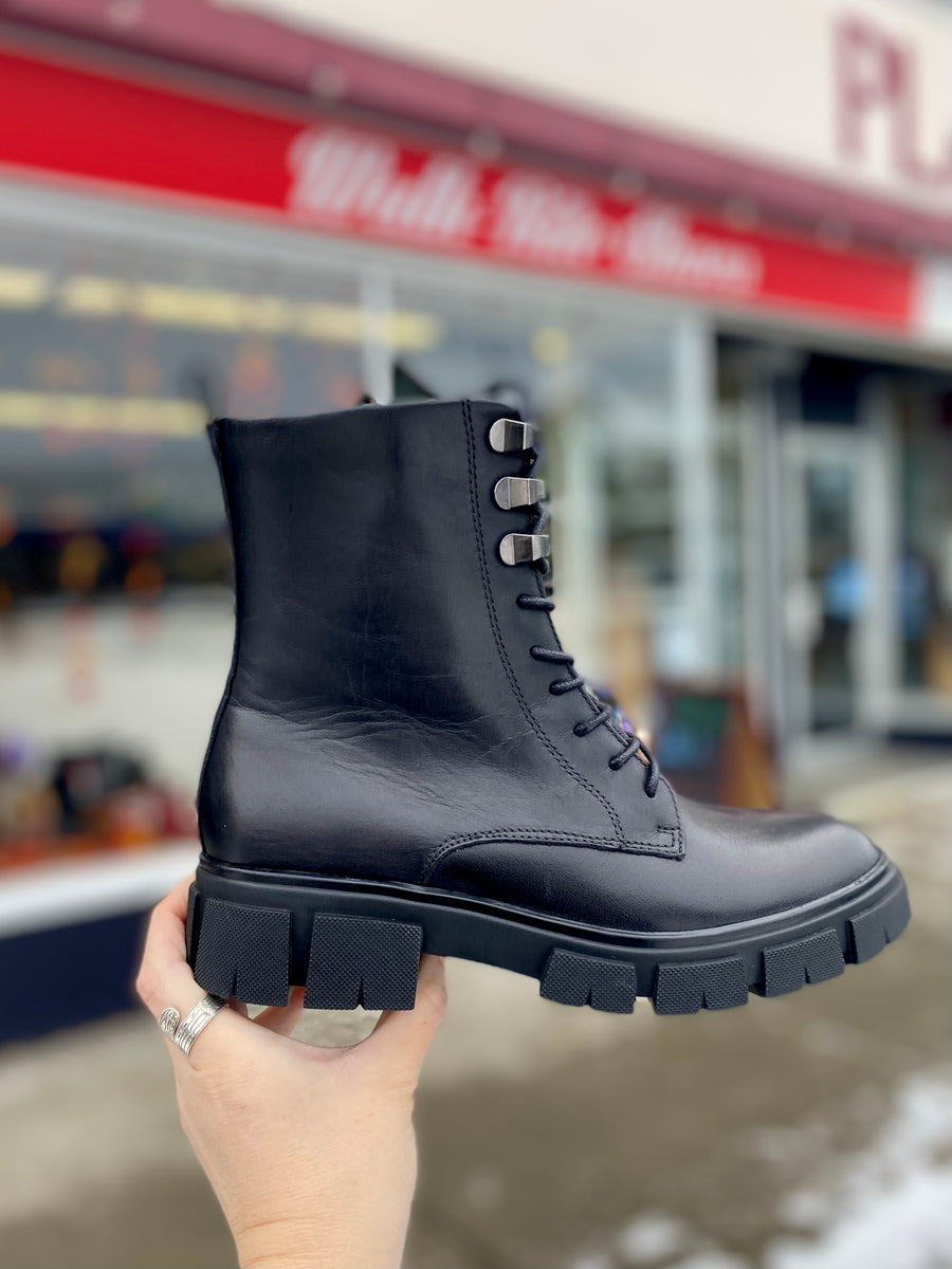 Blondo - Pinky - Black – Walk Rite Shoes